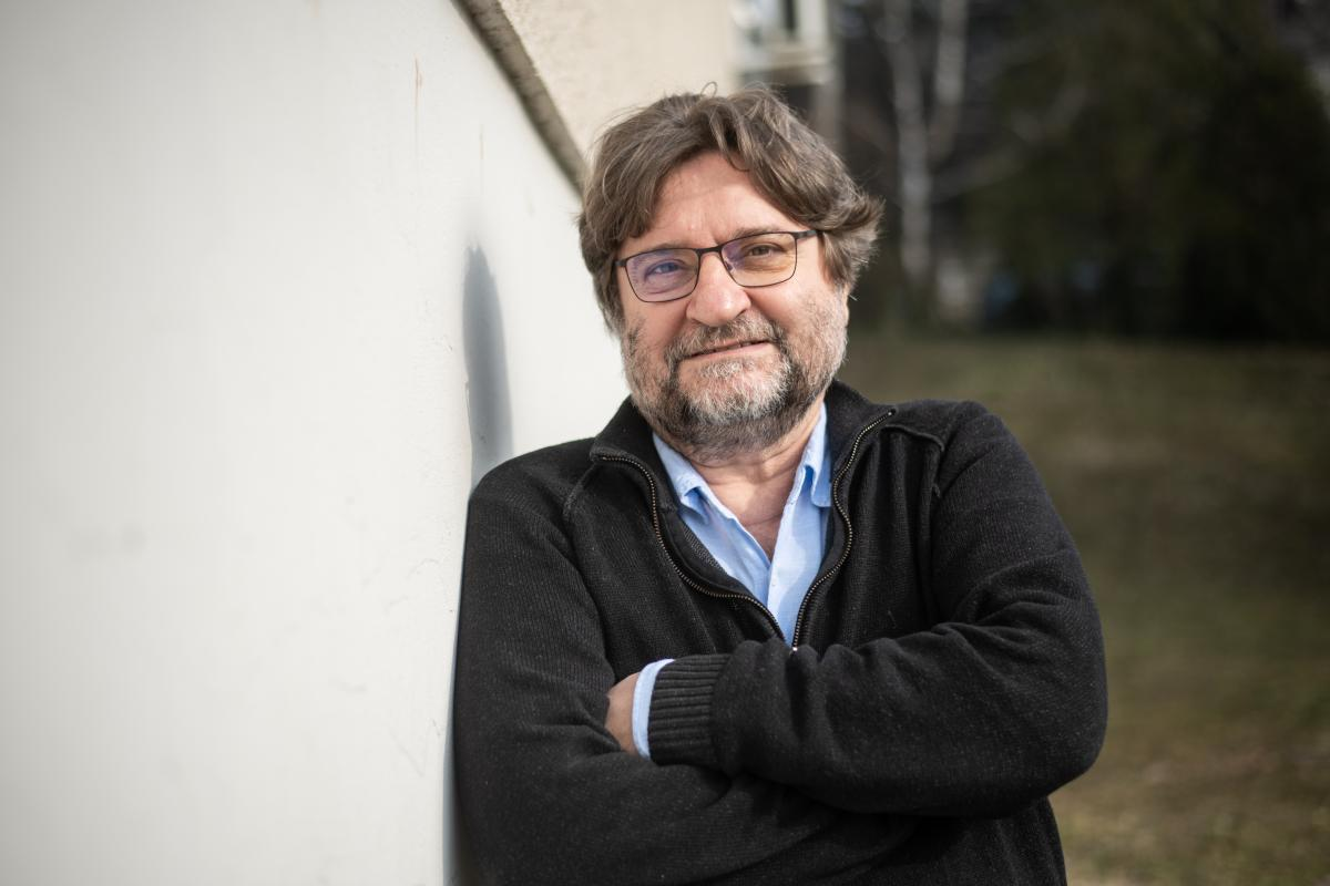 Bozóki András: A Fidesz nem létezik, pártállam van, de Orbán Viktor ...